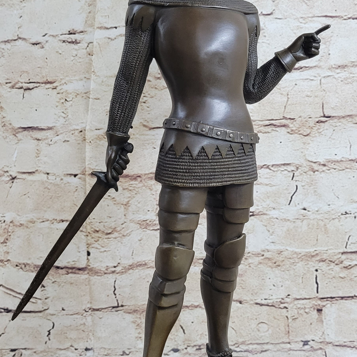 Bronze Sculpture Statue Figure of Medieval Warrior Knight in Full Plat ...