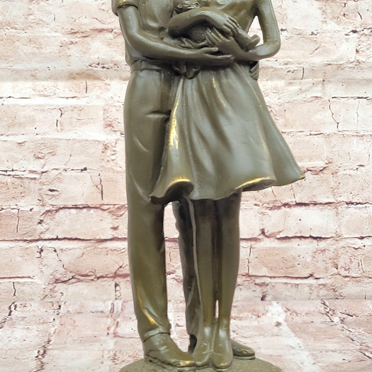 Bronze Sculpture of Young Family Holding Newborn Baby by Milo – Bronzhaus