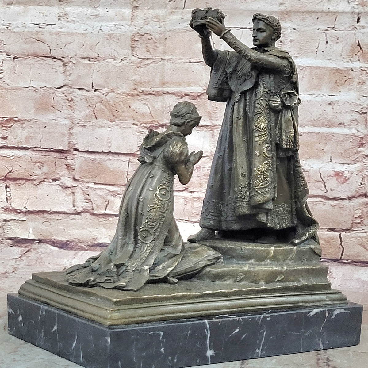Bronze Coronation Sculpture – Medieval King Crowning Queen Statue on M ...