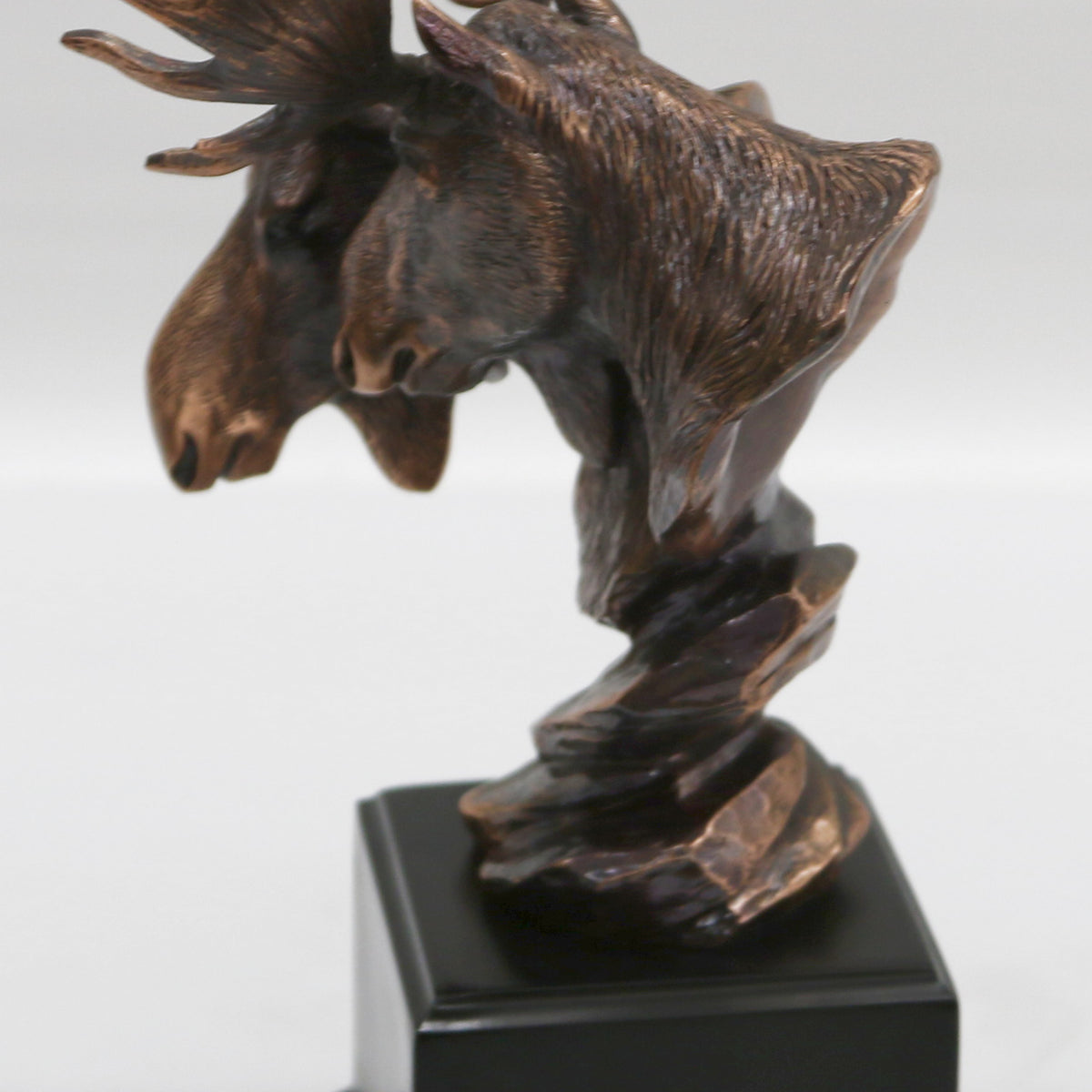 Two Moose Head Bust Bronze Finish Sculpture Sitting on Base Figurine S ...